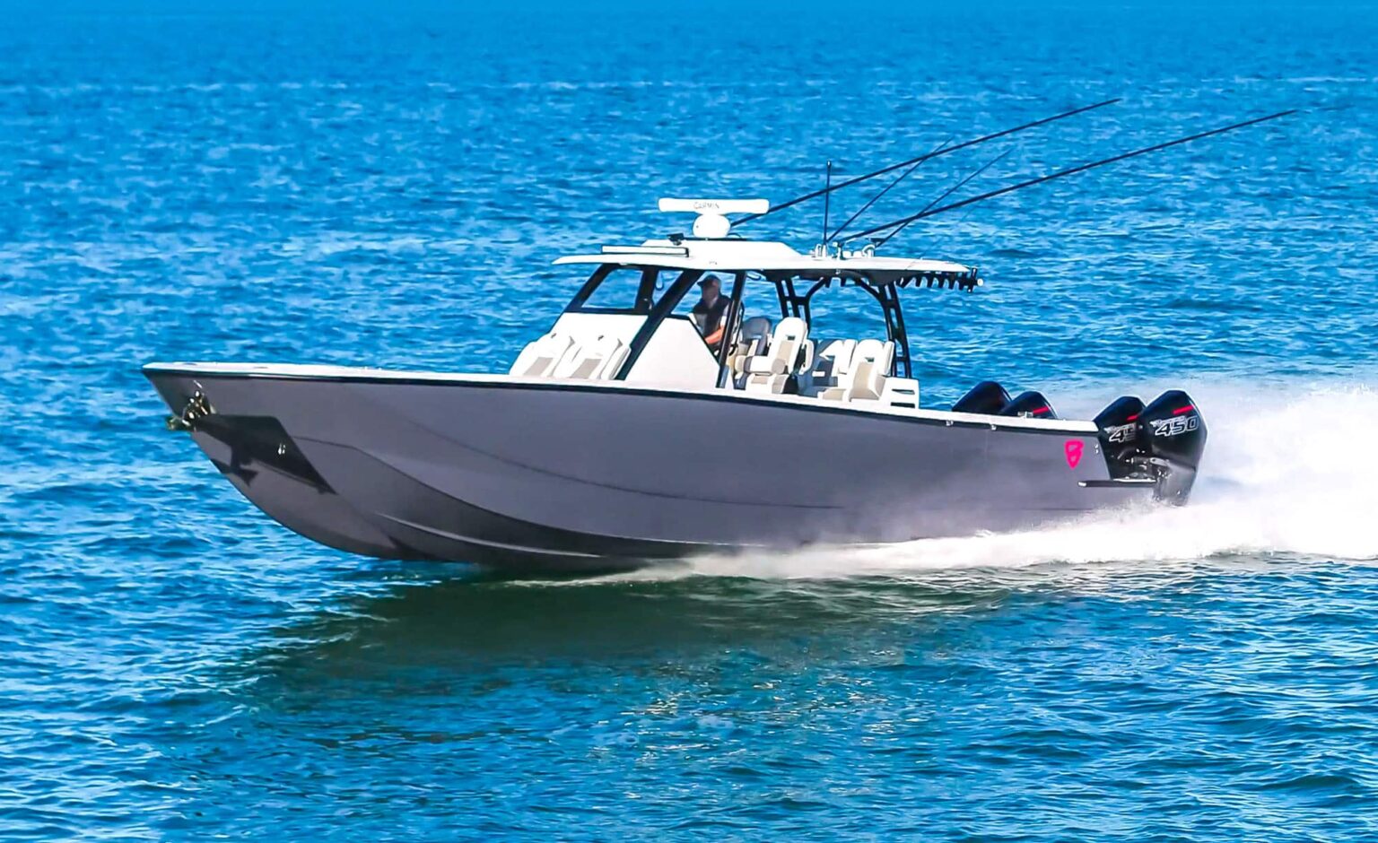 Classic Elegance on the Water: Exploring the World of Classic Boats ...